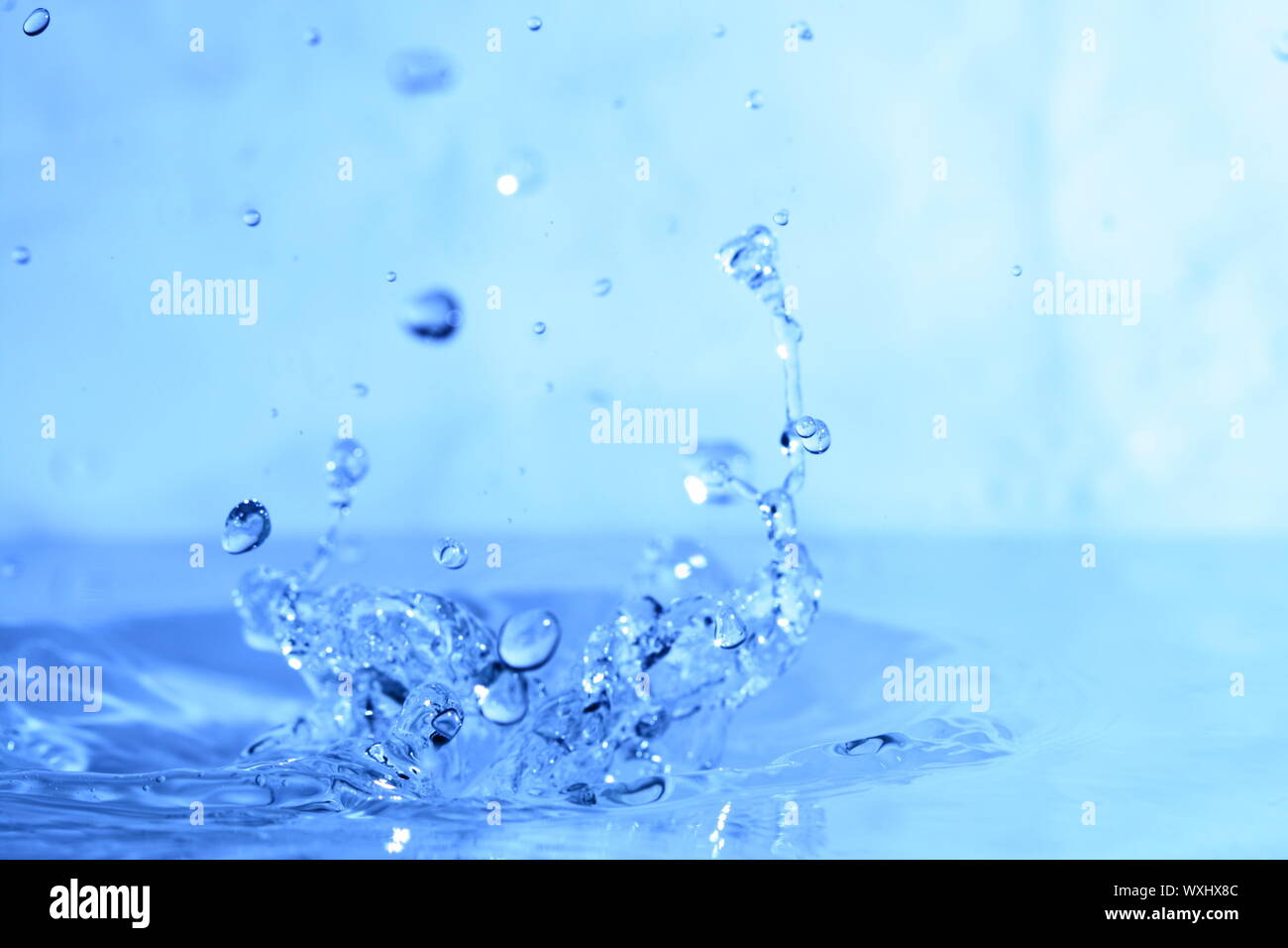 water splash macro close up Stock Photo - Alamy