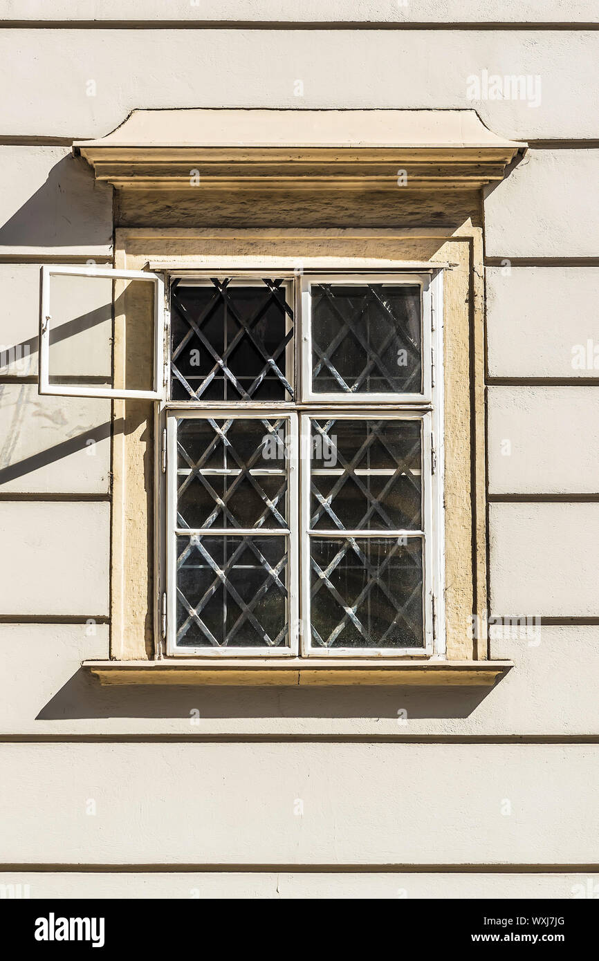 Image of a window on the outside wall of a building Stock Photo - Alamy