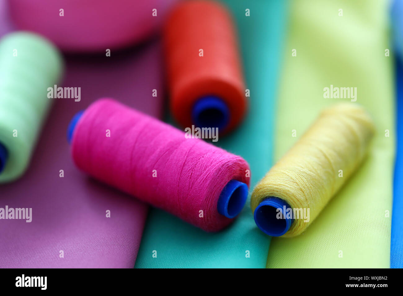 Coils threads hi-res stock photography and images - Alamy
