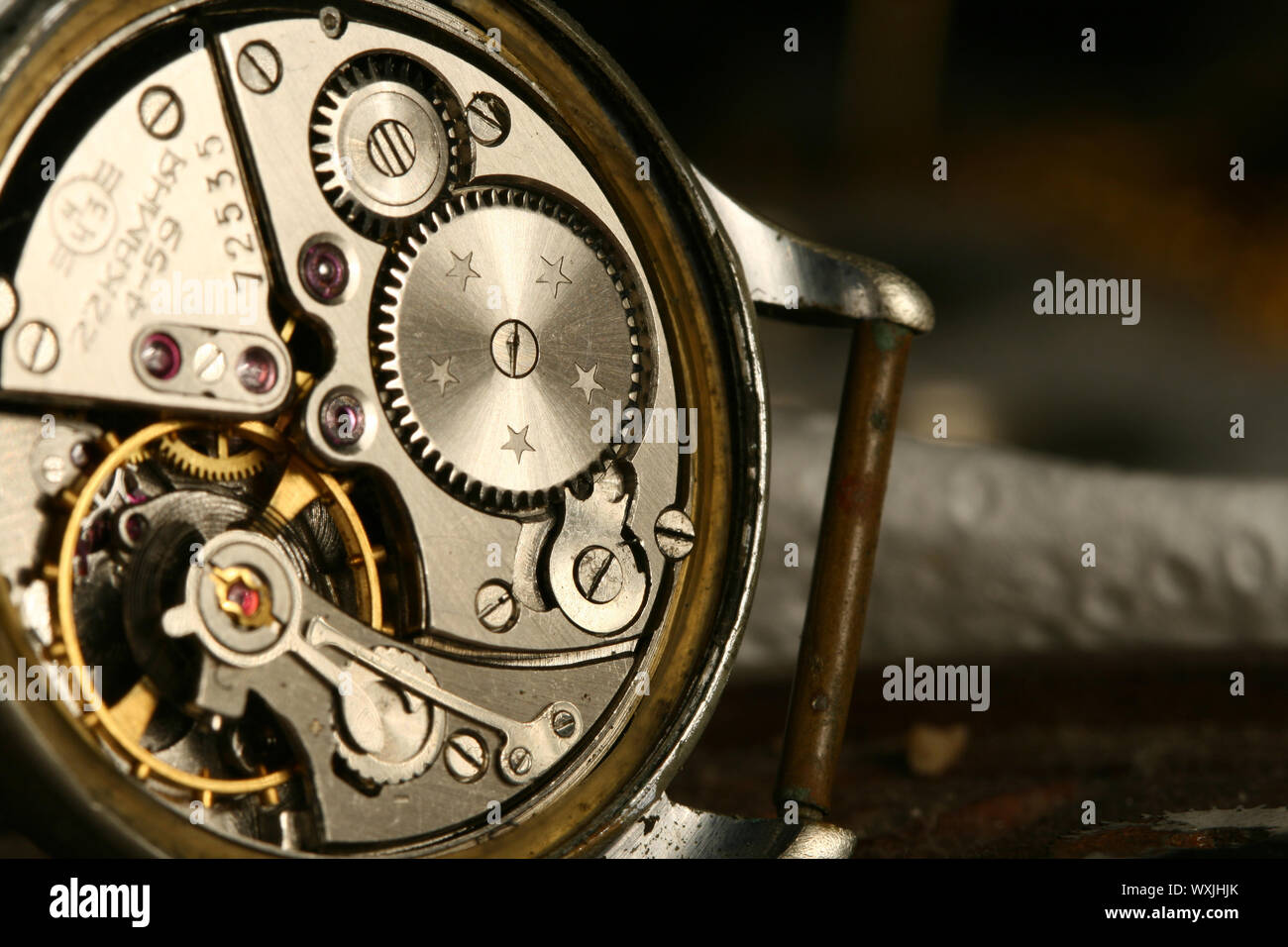 Gear macro hi-res stock photography and images - Alamy