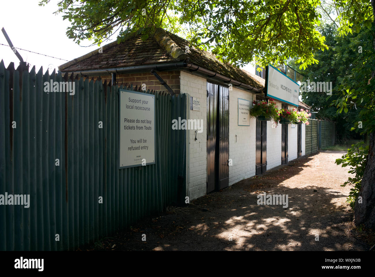 Esher race course hi-res stock photography and images - Alamy