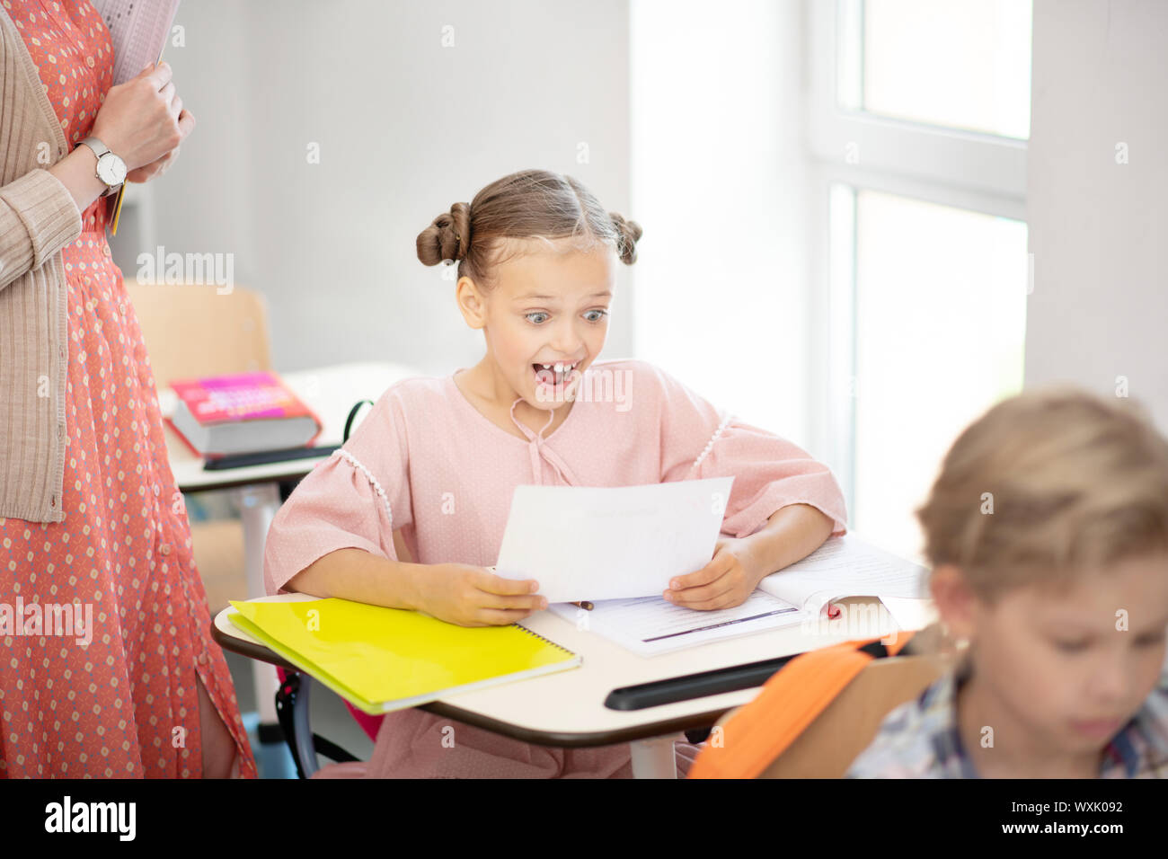 Surprised mark hi-res stock photography and images - Alamy