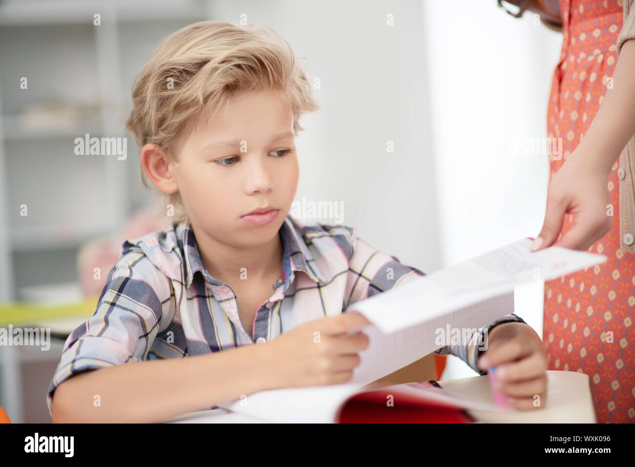 Sad schoolboy results test hi-res stock photography and images - Alamy
