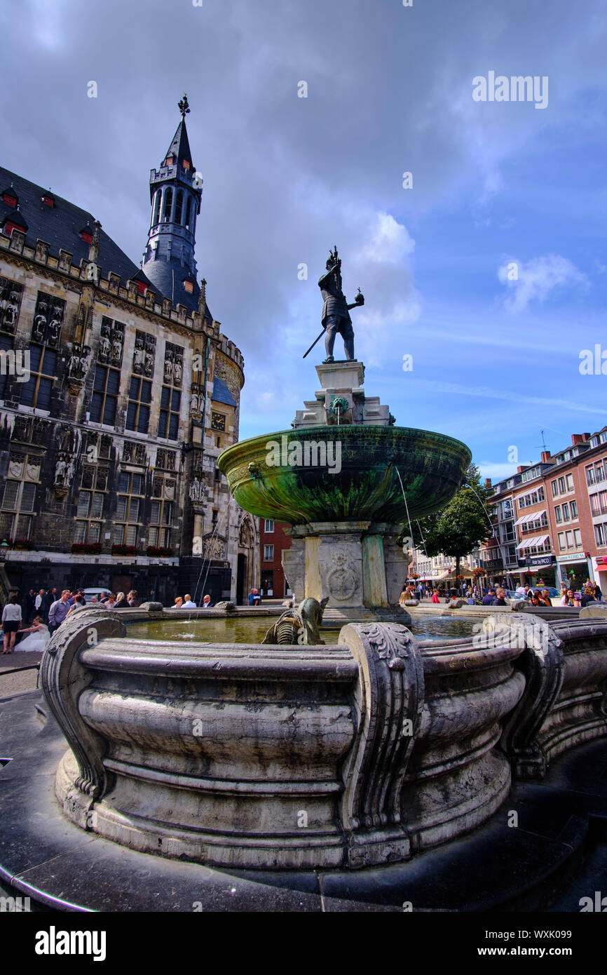 Aachen Statue High Resolution Stock Photography and Images - Alamy