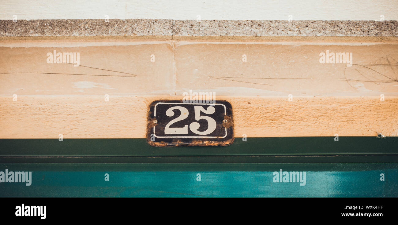 House Number 25 Sign High Resolution Stock Photography and Images - Alamy