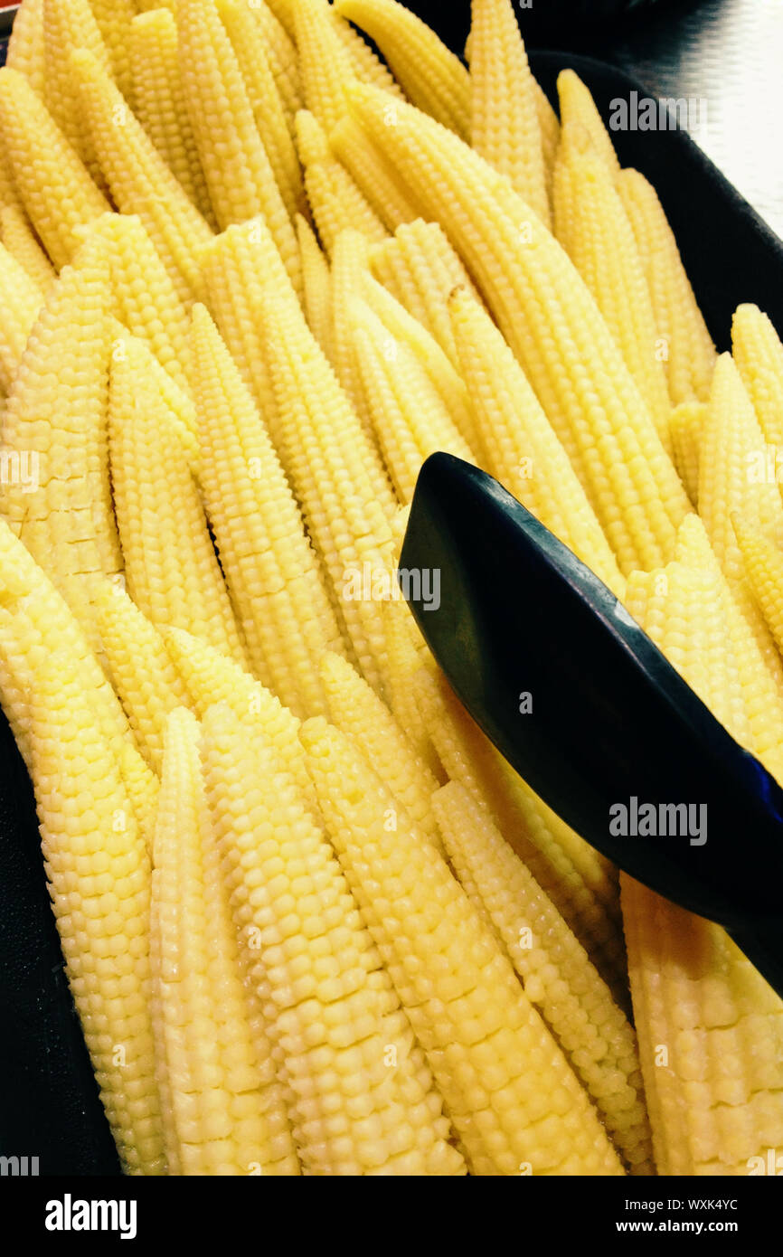 Baby sweetcorn hi-res stock photography and images - Alamy