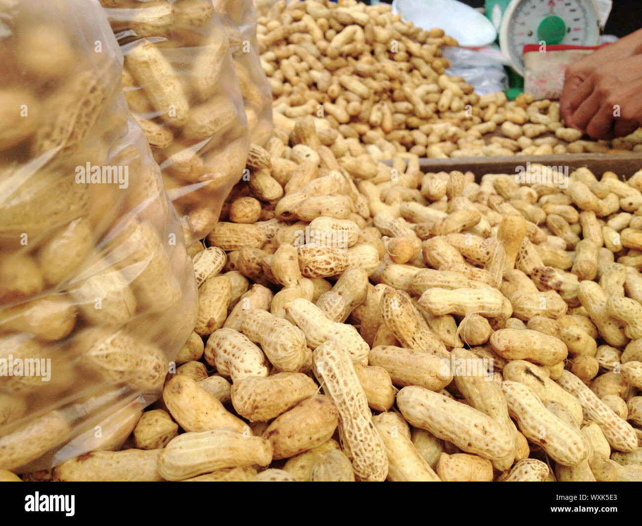 Boiled peanuts hi-res stock photography and images - Alamy
