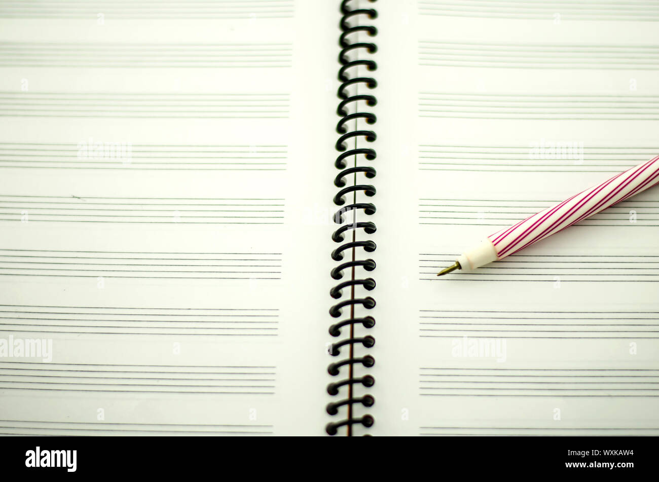 Music stave template blank stave hi-res stock photography and images ...