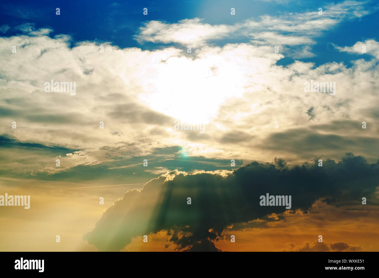 beautiful dramatic sky with sun rays Stock Photo - Alamy