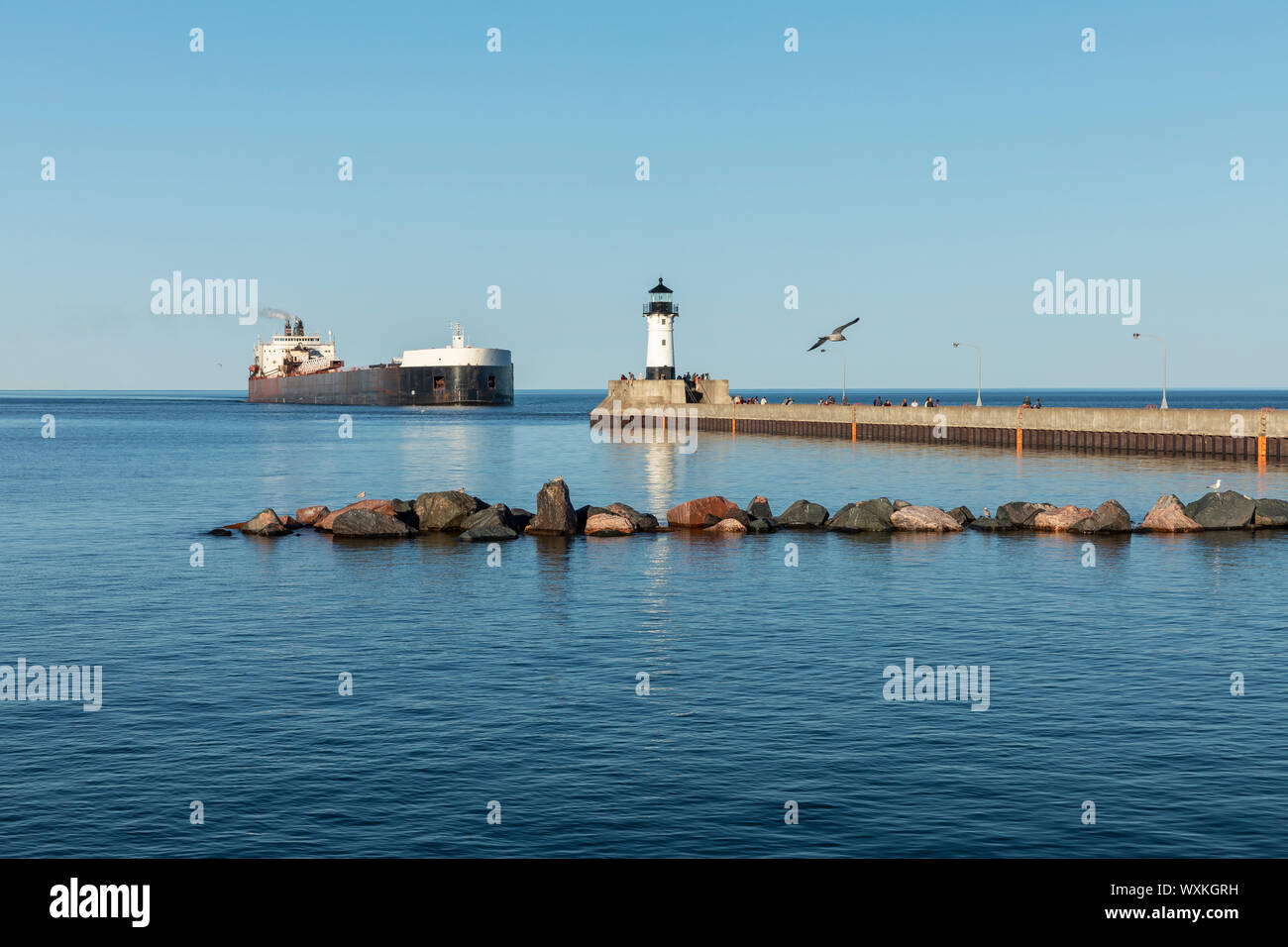 Lighthouse ship hi-res stock photography and images - Alamy