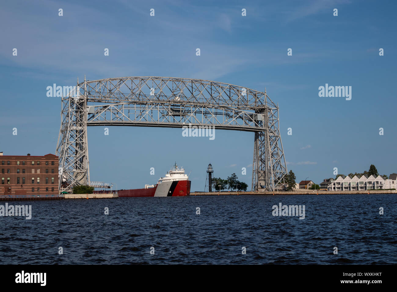 Draw bridge architecture hi-res stock photography and images - Alamy