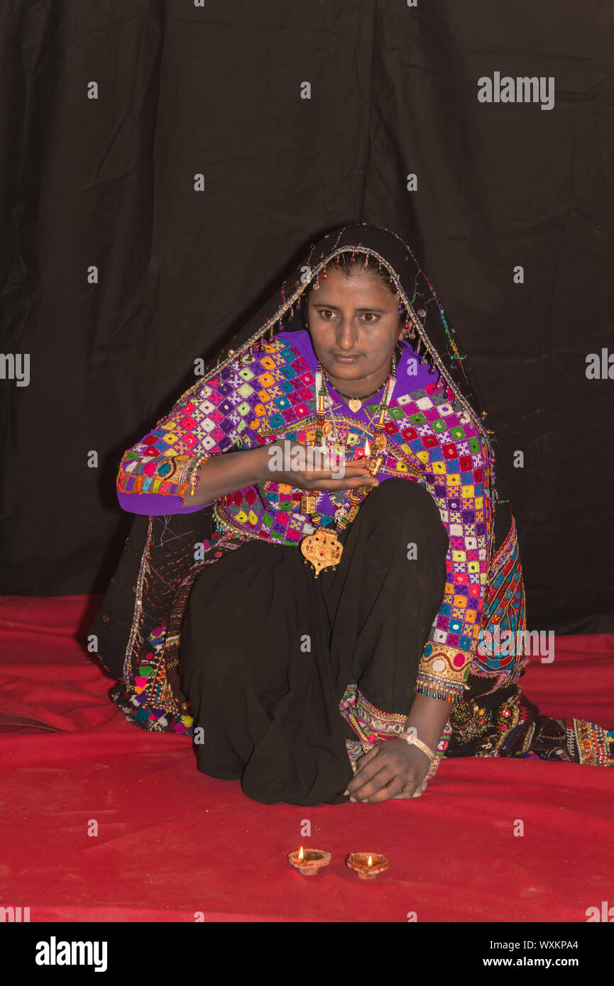 Rabari tribe woman in traditional cloth, Great Rann of Kutch Desert ...