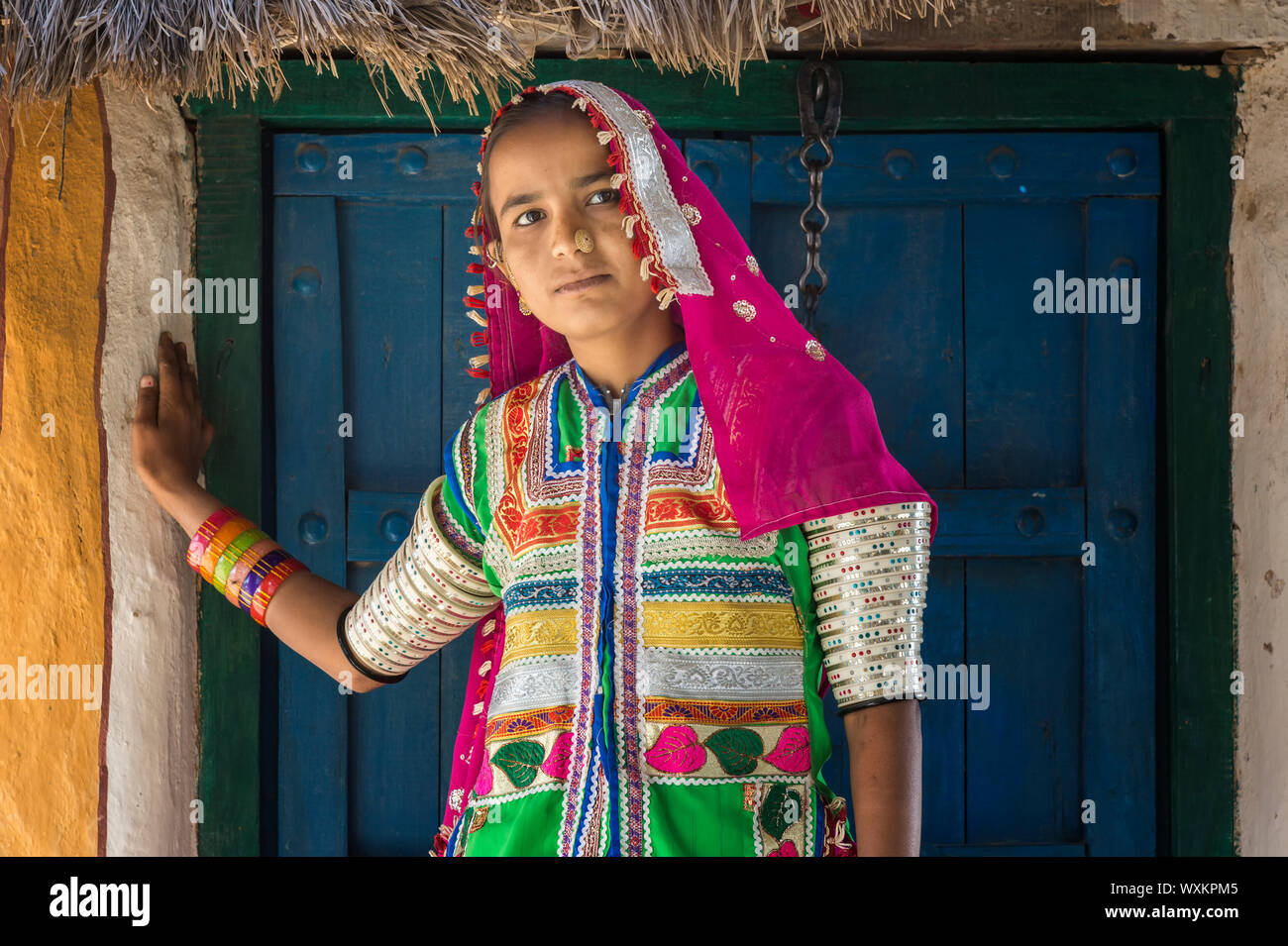 Khavda hi-res stock photography and images - Alamy