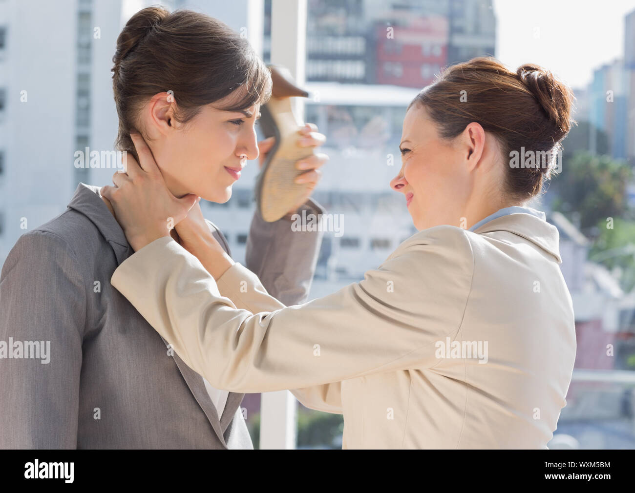 Strangle strangling hi-res stock photography and images - Alamy