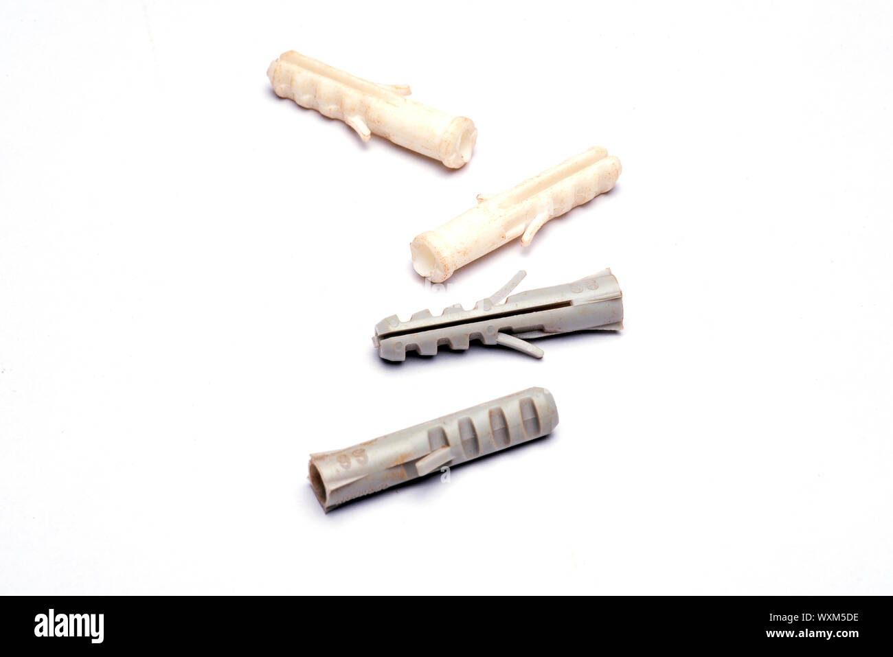 Screw anchor plugs hi-res stock photography and images - Alamy