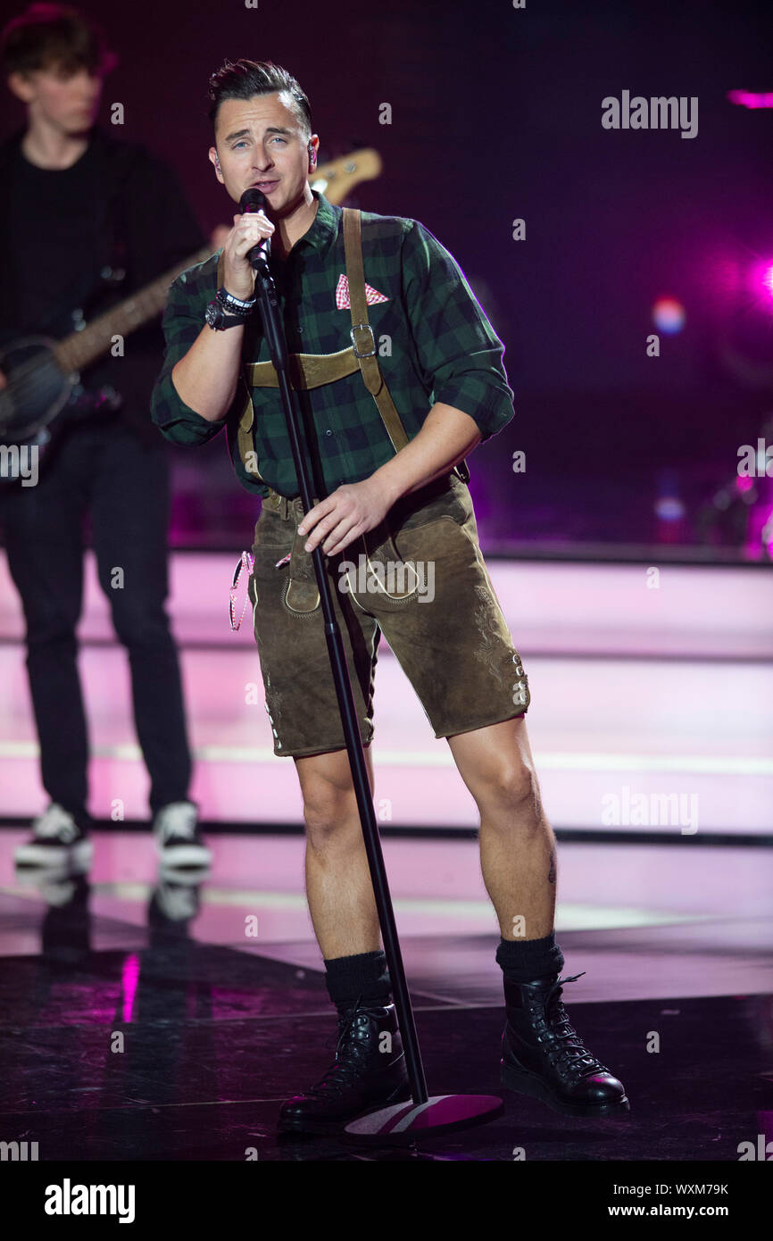 Hanover, Deutschland. 14th Sep, 2019. Andreas GABALIER, AUT, singer ...