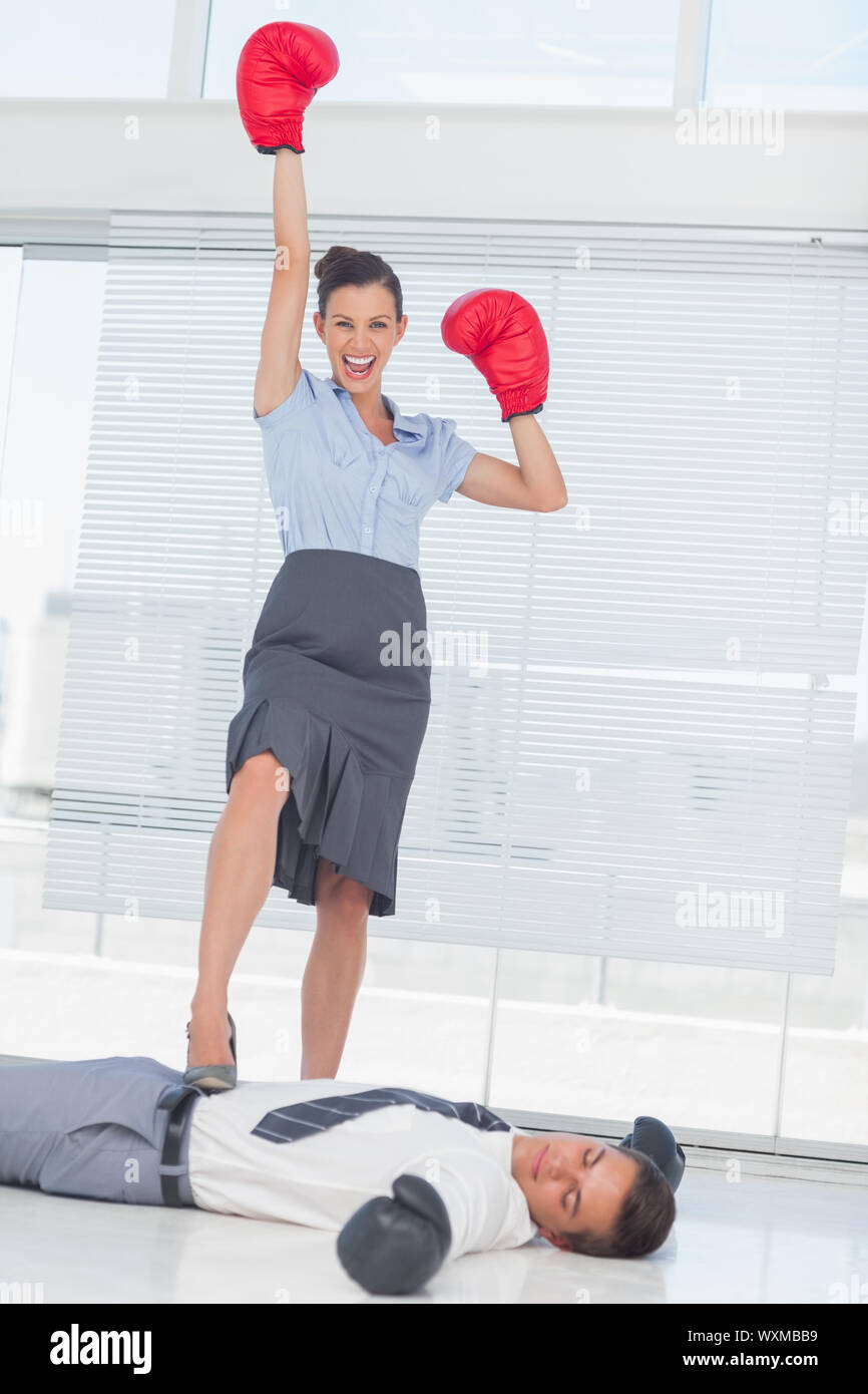 People cheering on boxing hi-res stock photography and images - Alamy