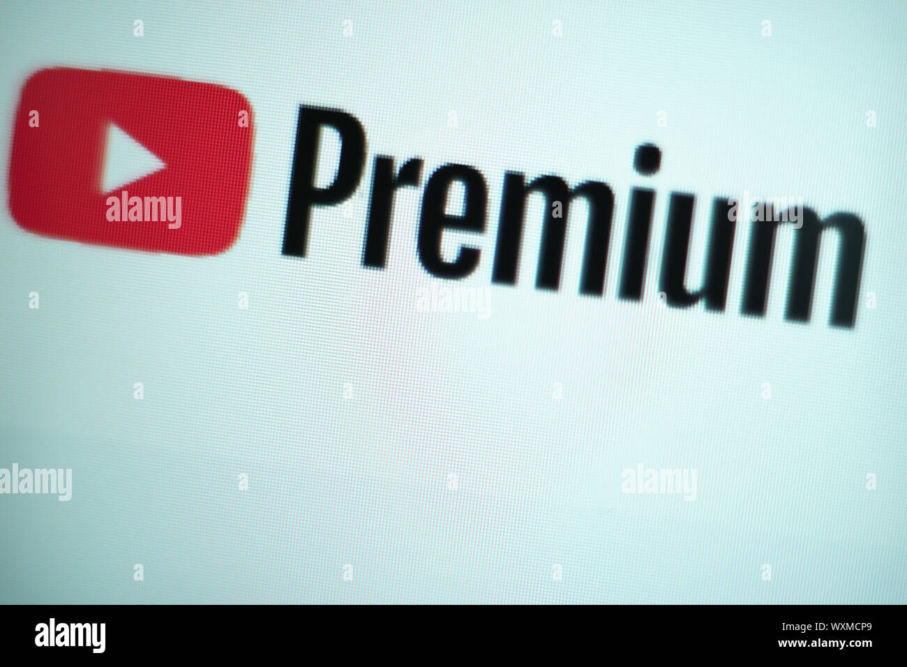 Youtube premium logo hi-res stock photography and images - Alamy