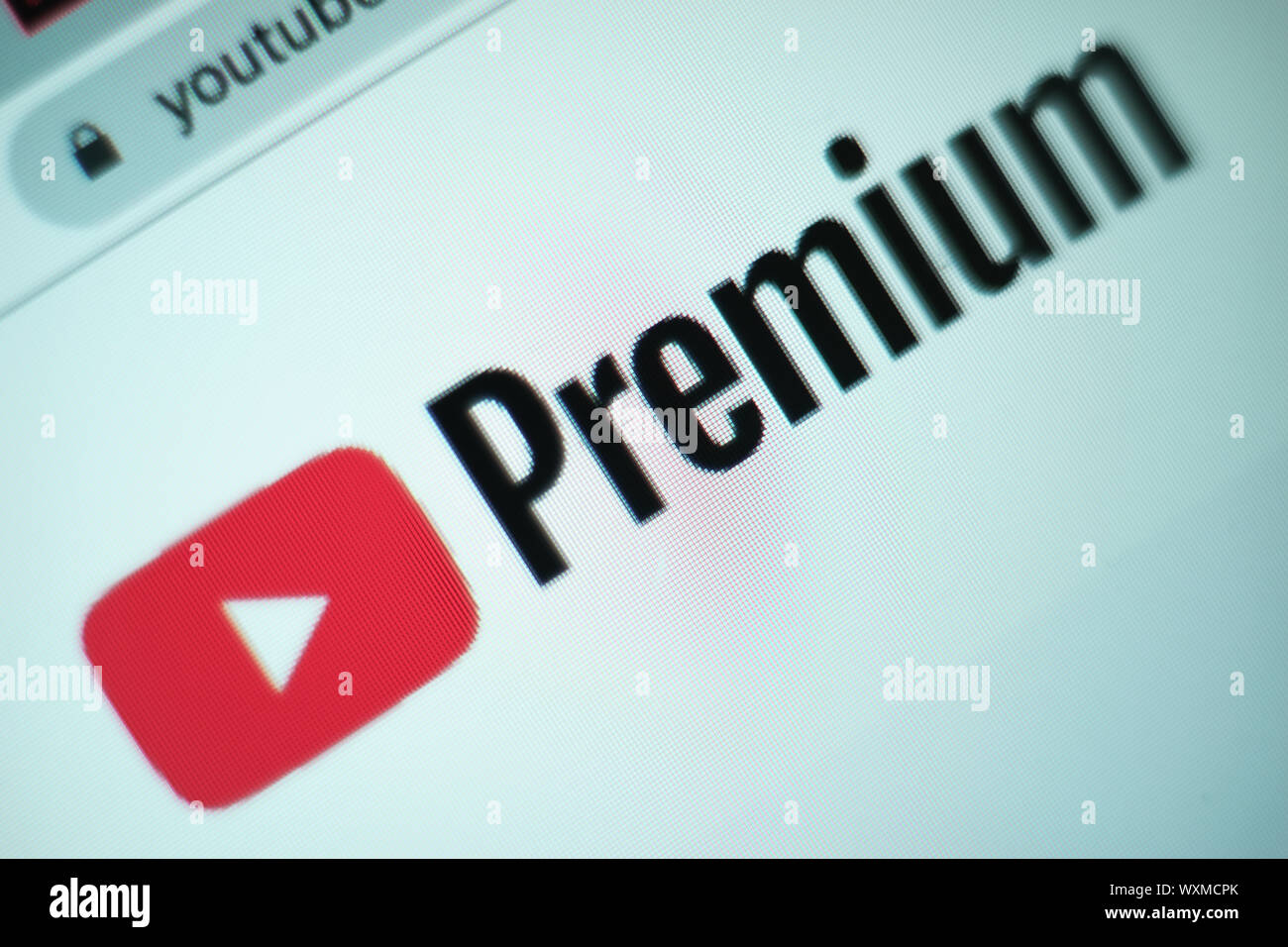 Youtube premium logo hi-res stock photography and images - Alamy