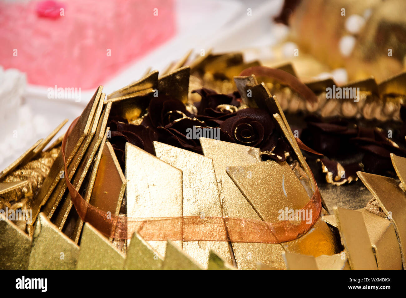 Golden marzipan hi-res stock photography and images - Alamy