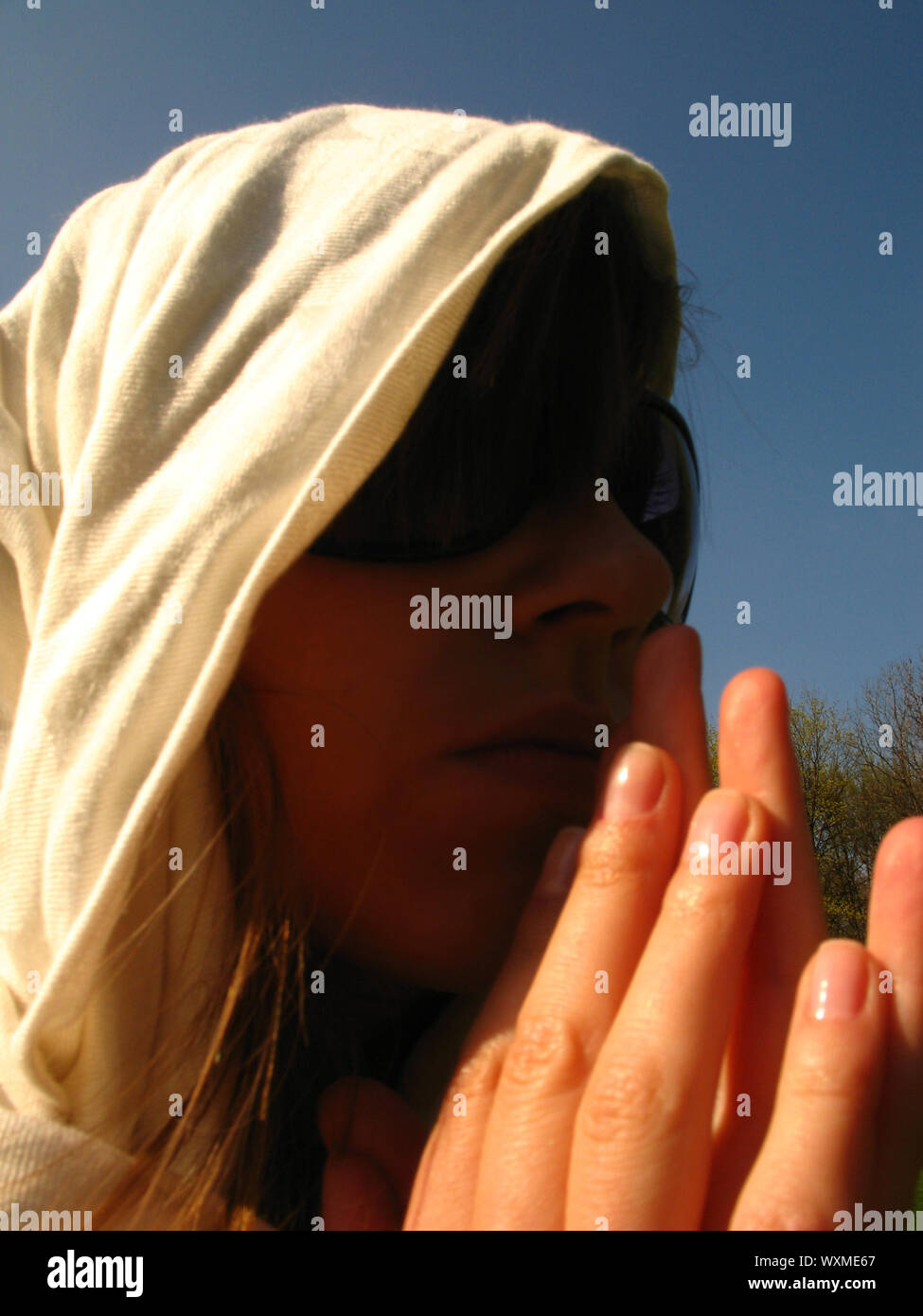 Woman praying thank god hi-res stock photography and images - Alamy
