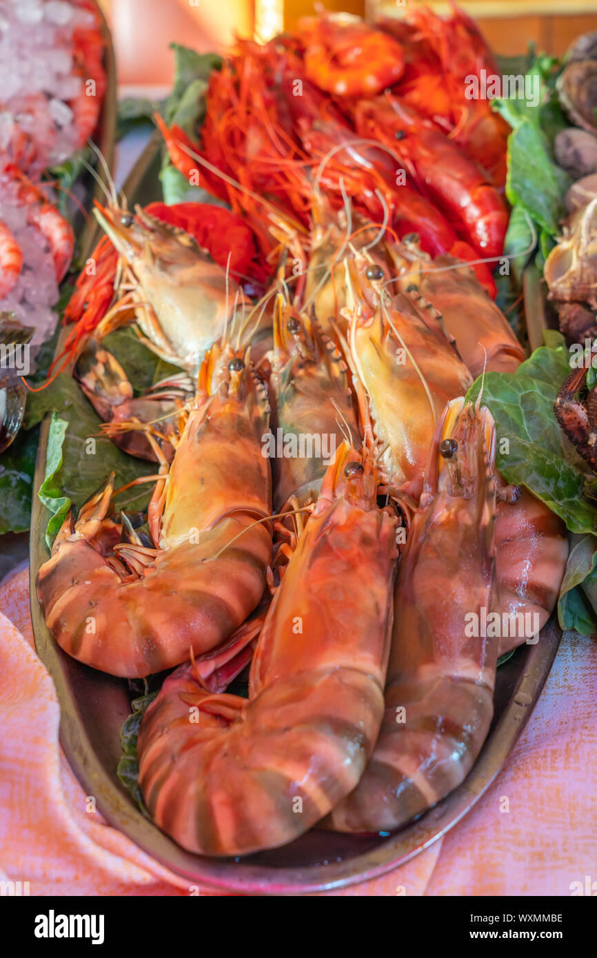 Prawn assortment hi-res stock photography and images - Alamy