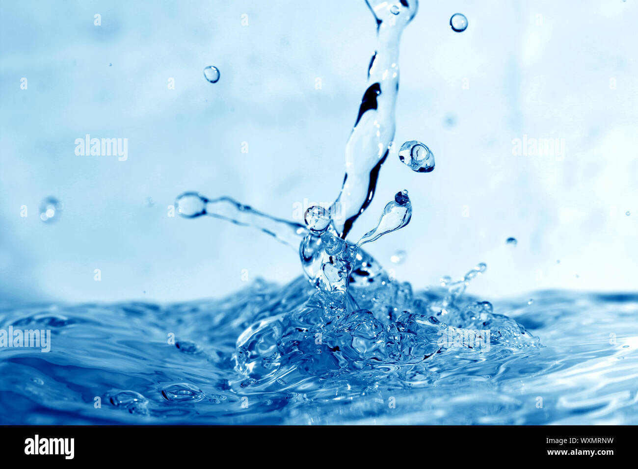 water splash macro close up Stock Photo - Alamy