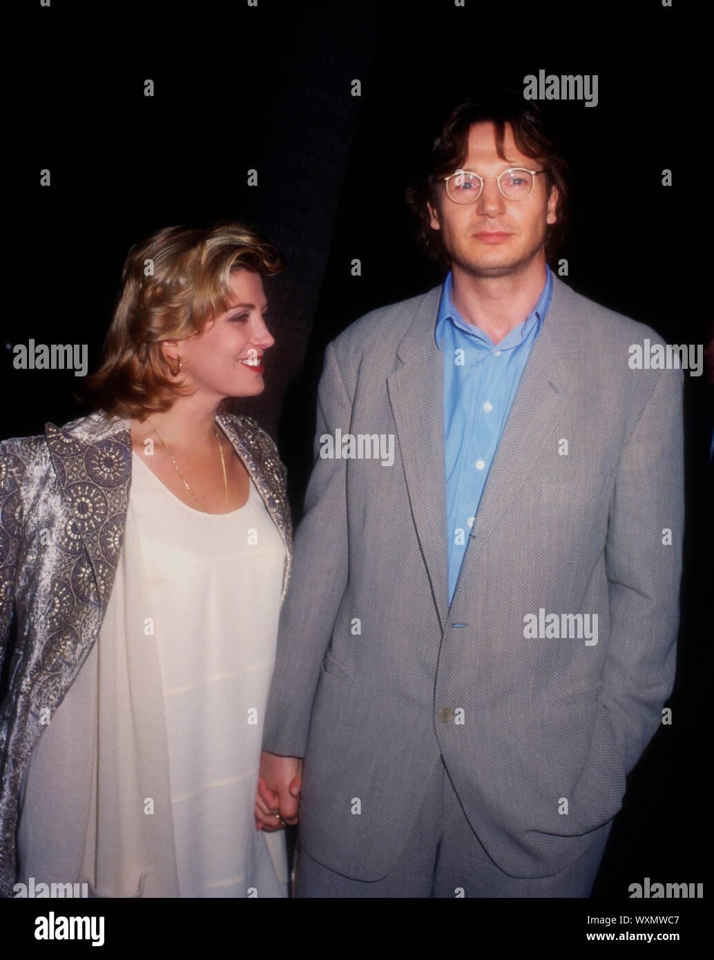 Nell 1994 liam neeson hi-res stock photography and images - Alamy