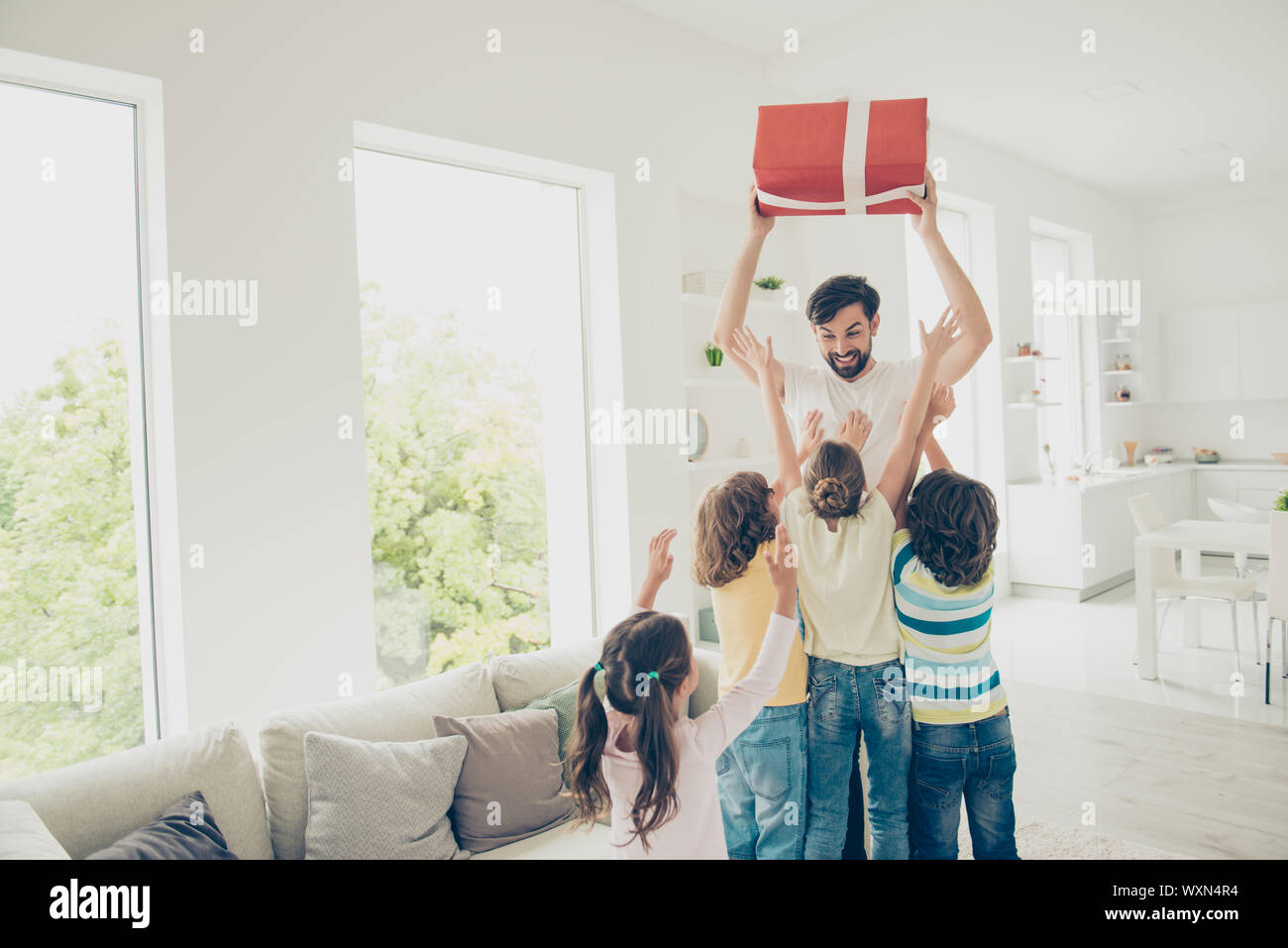 Sofa prize hi-res stock photography and images - Alamy