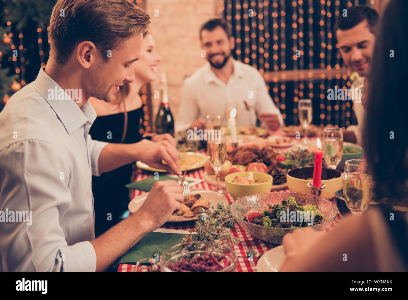 Classy couples hi-res stock photography and images - Alamy