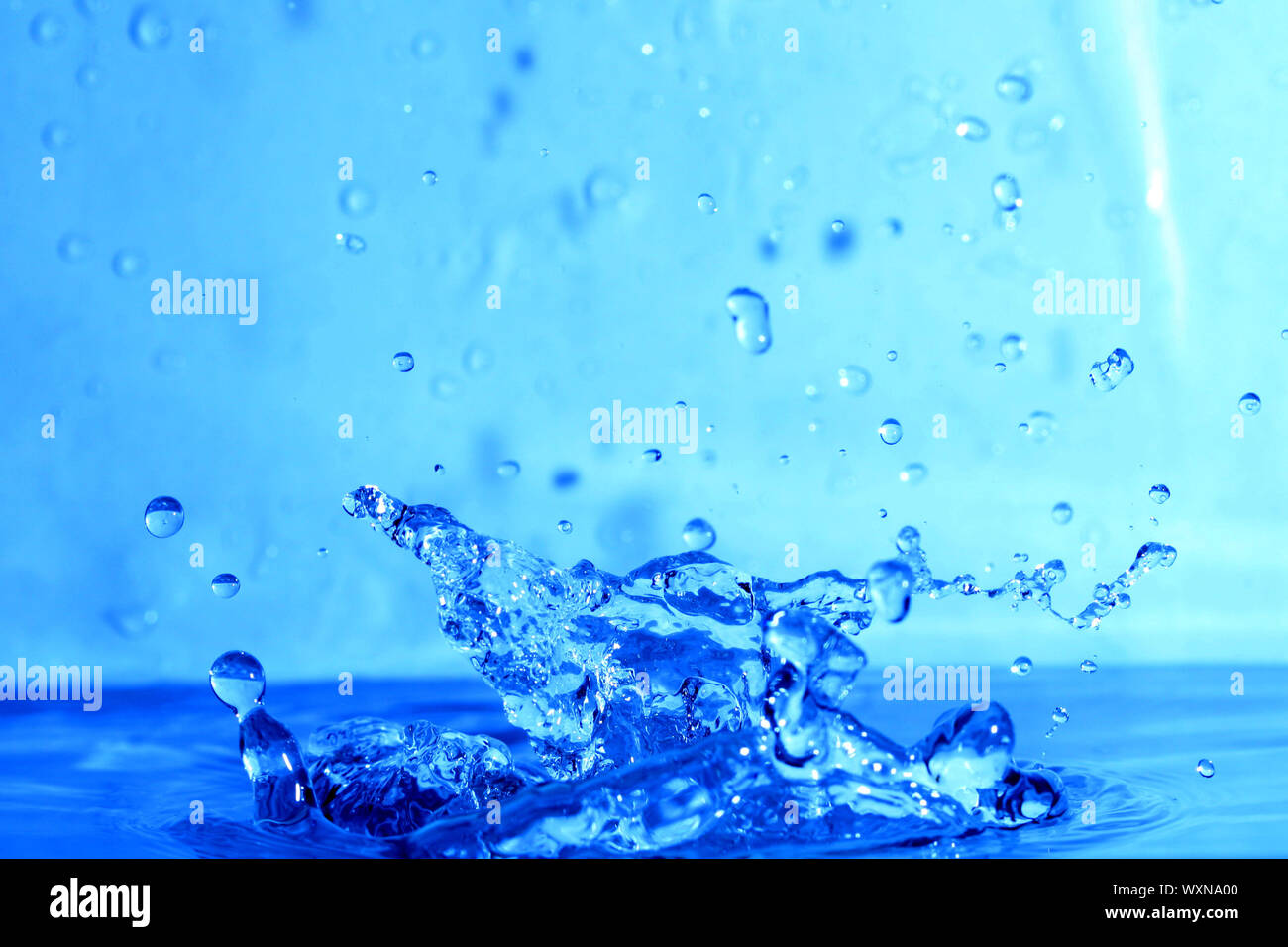 water wet splash macro close up Stock Photo - Alamy