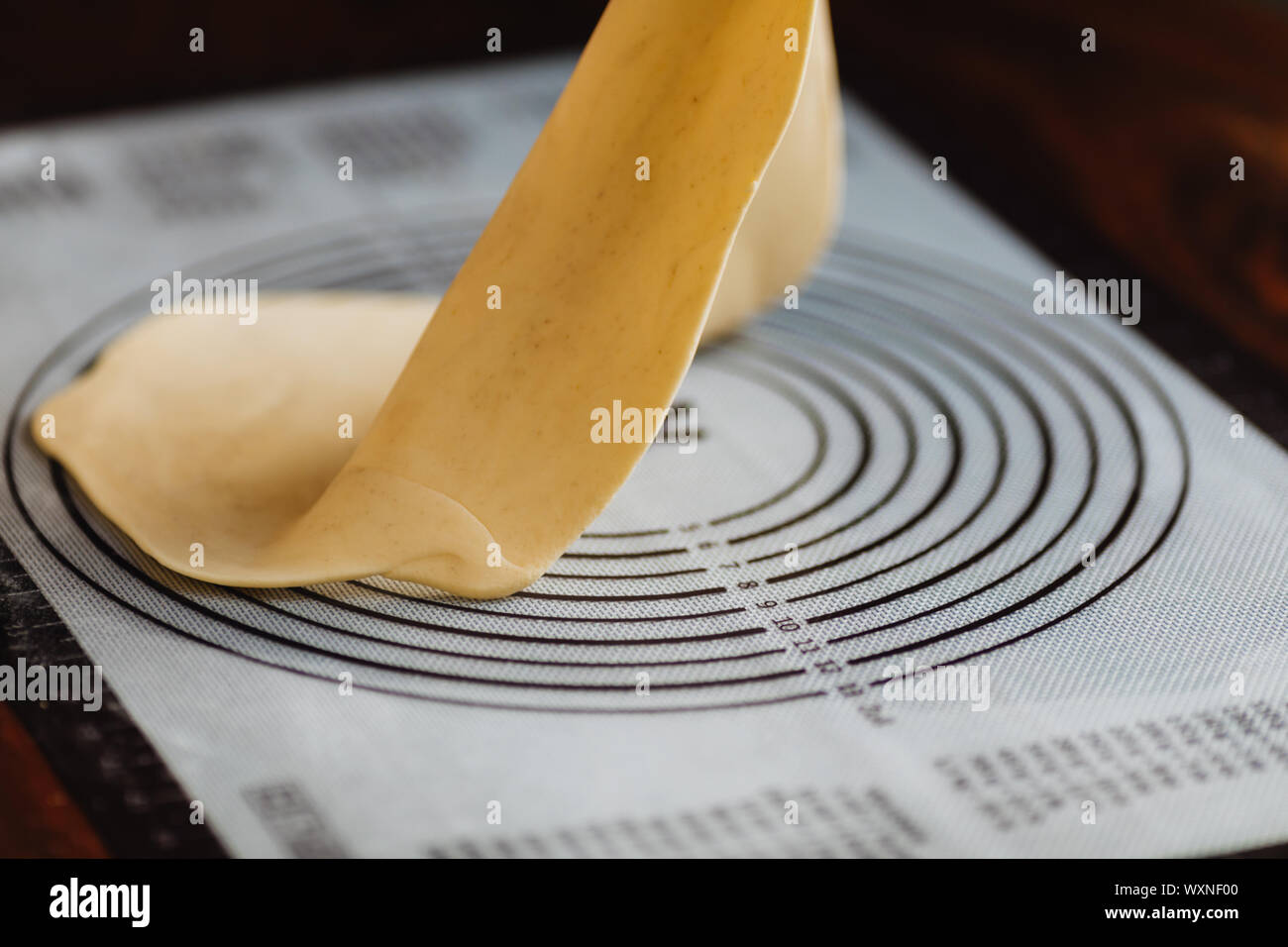 Uncooked puff pastry hi-res stock photography and images - Alamy