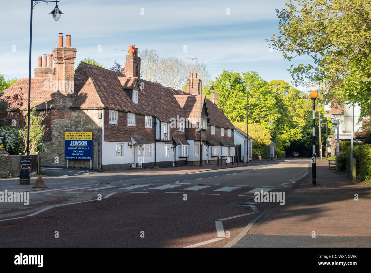Street view of the ancient village of Brasted, Kent, UK Stock Photo - Alamy