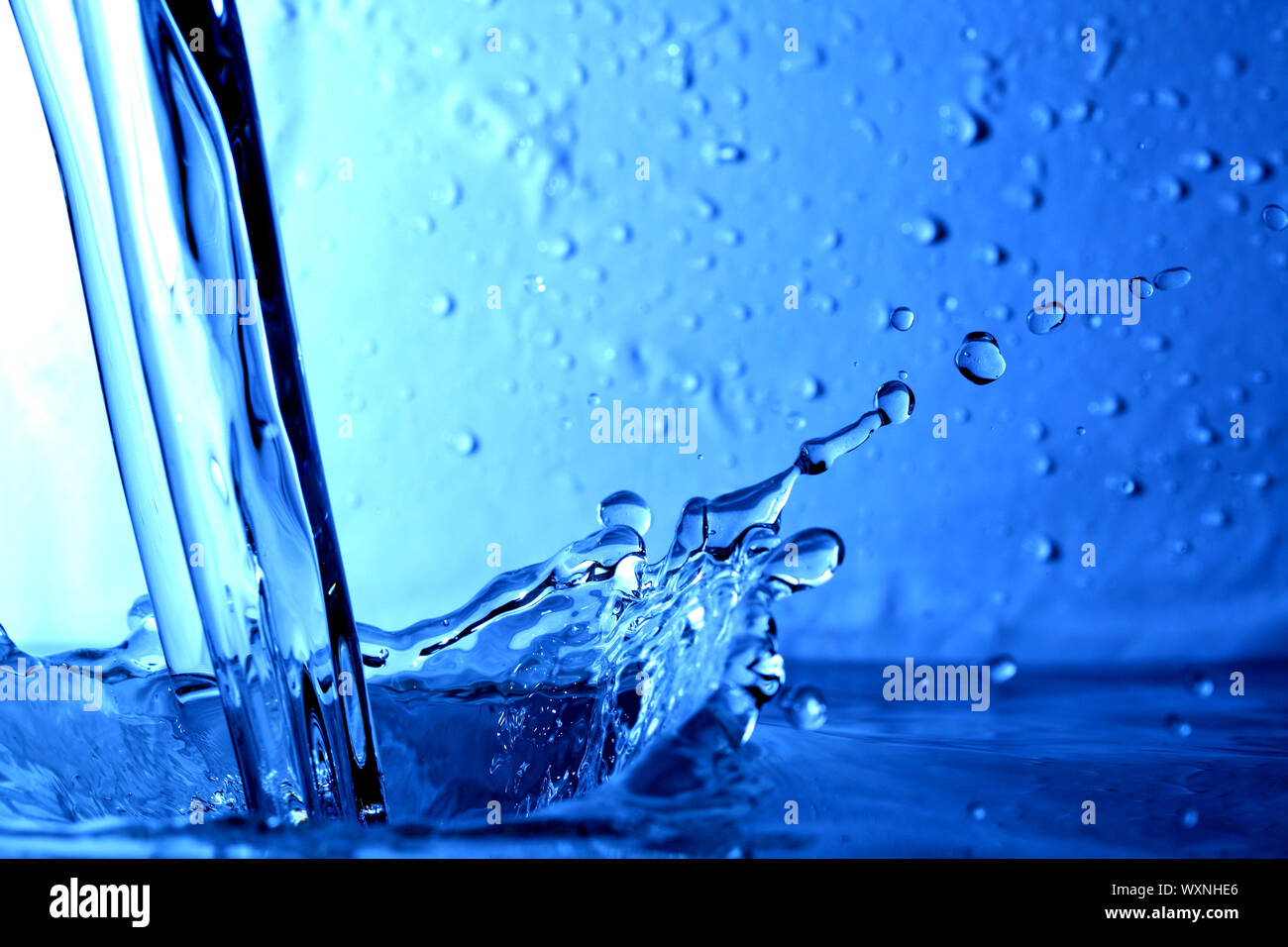 water wet splash macro close up Stock Photo - Alamy