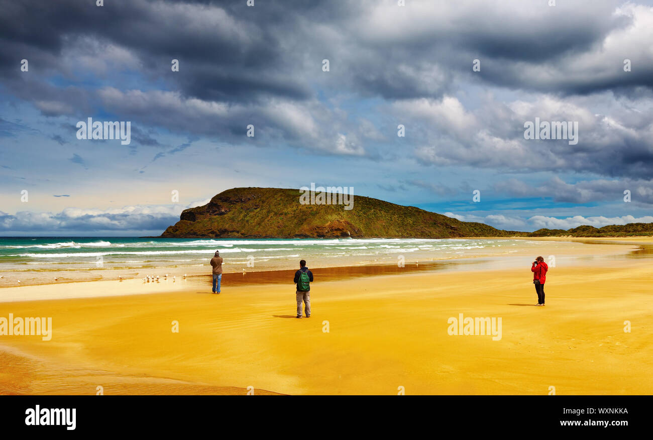 Cannibal bay beach hi-res stock photography and images - Alamy