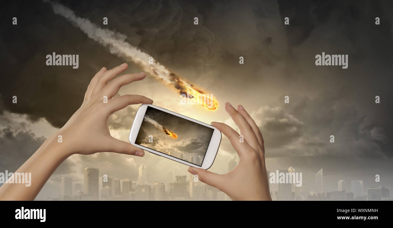 Exploding cell hi-res stock photography and images - Alamy