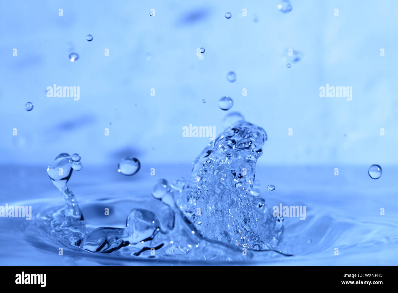 water splash macro close up Stock Photo - Alamy