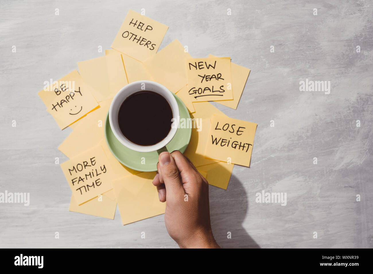 Happy new year sticky note hi-res stock photography and images - Alamy