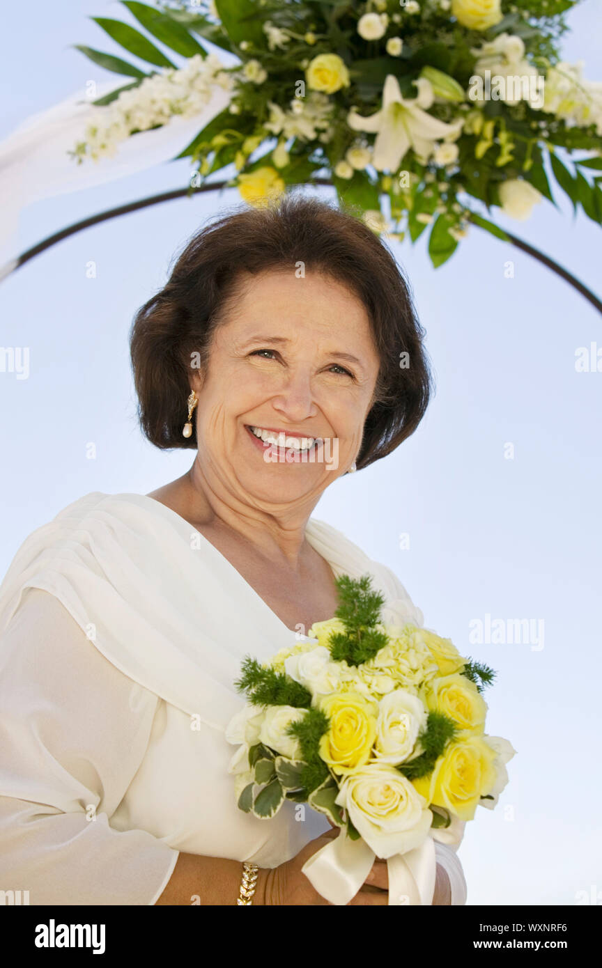 Gaze rose bouquet hi-res stock photography and images - Alamy