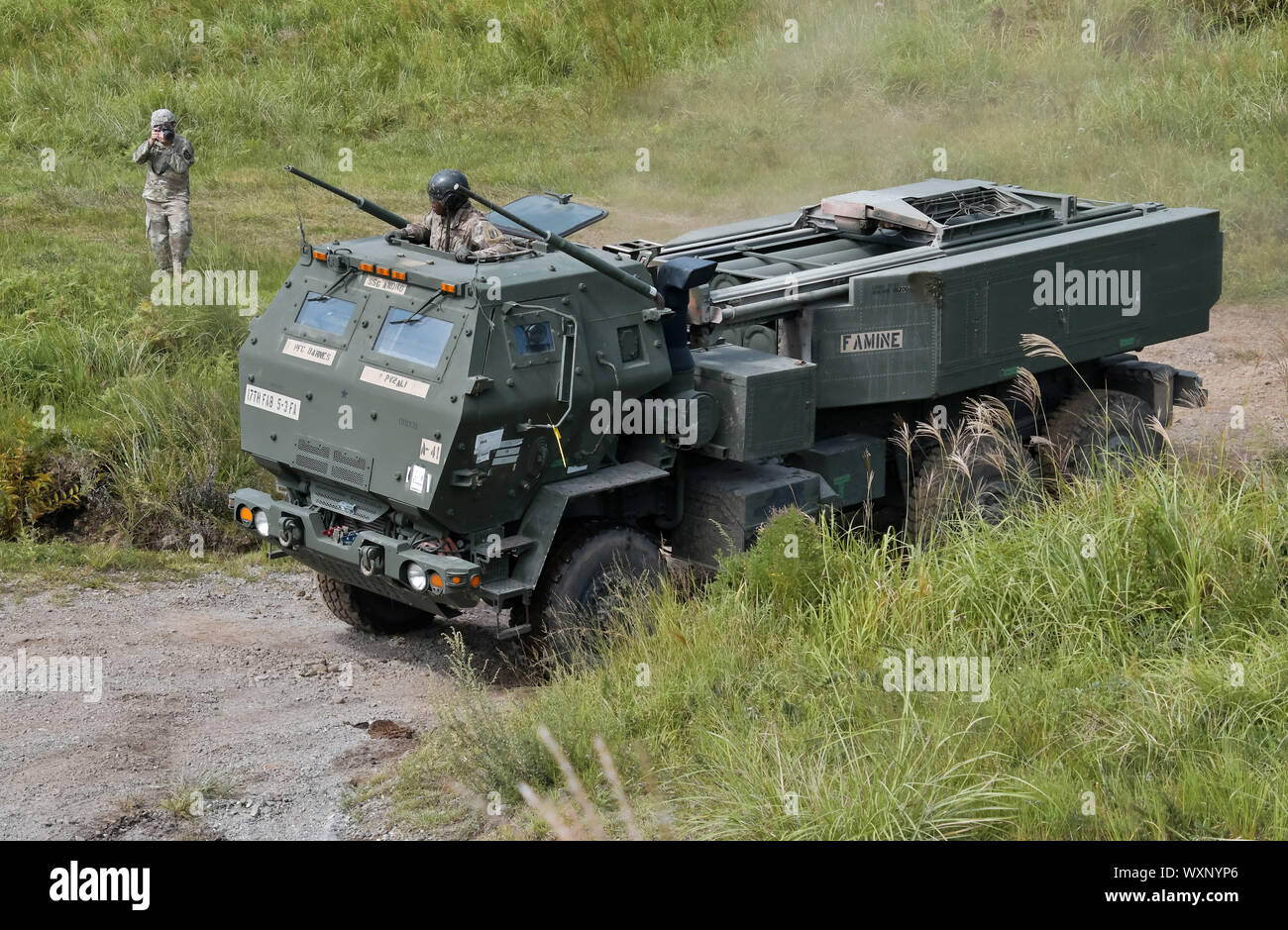 Himars hi-res stock photography and images - Alamy