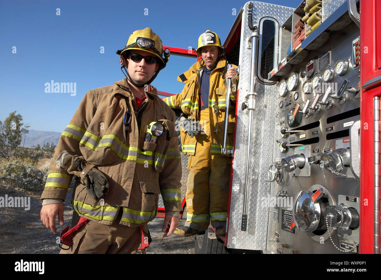 Fearless fighters hi-res stock photography and images - Alamy