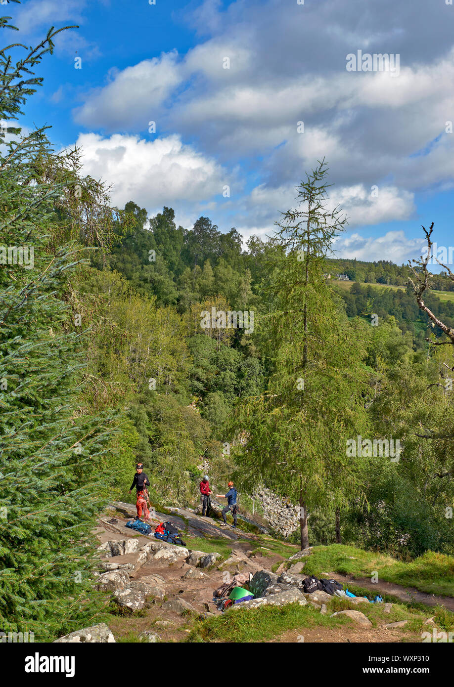DAVA WAY WALK OR TRAIL DAVA TO GRANTOWN ON SPEY MORAY SCOTLAND ROCK ...