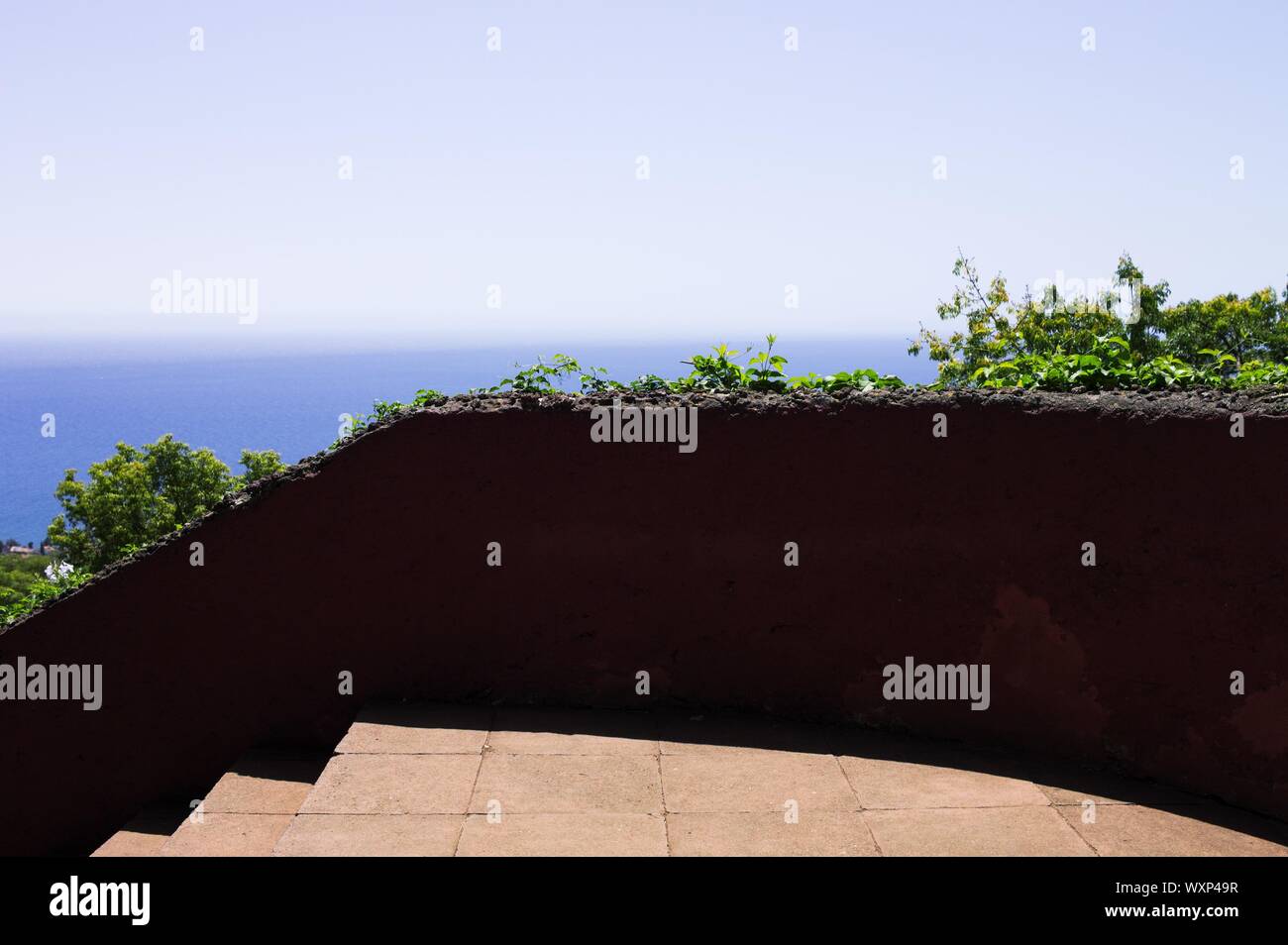 Little wall with a panoramic view from above (Funchal, Madeira ...