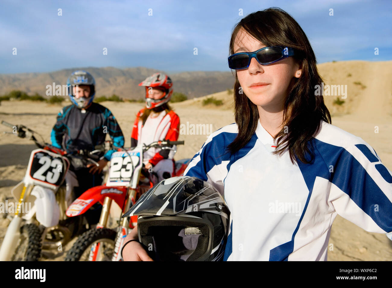 Women motorcycle racers hi-res stock photography and images - Alamy