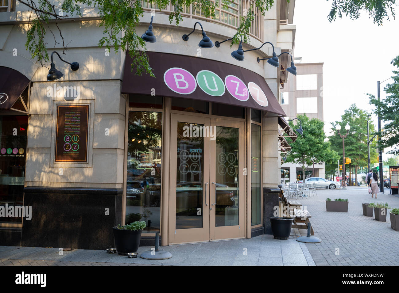 Buzz bakery hi-res stock photography and images - Alamy