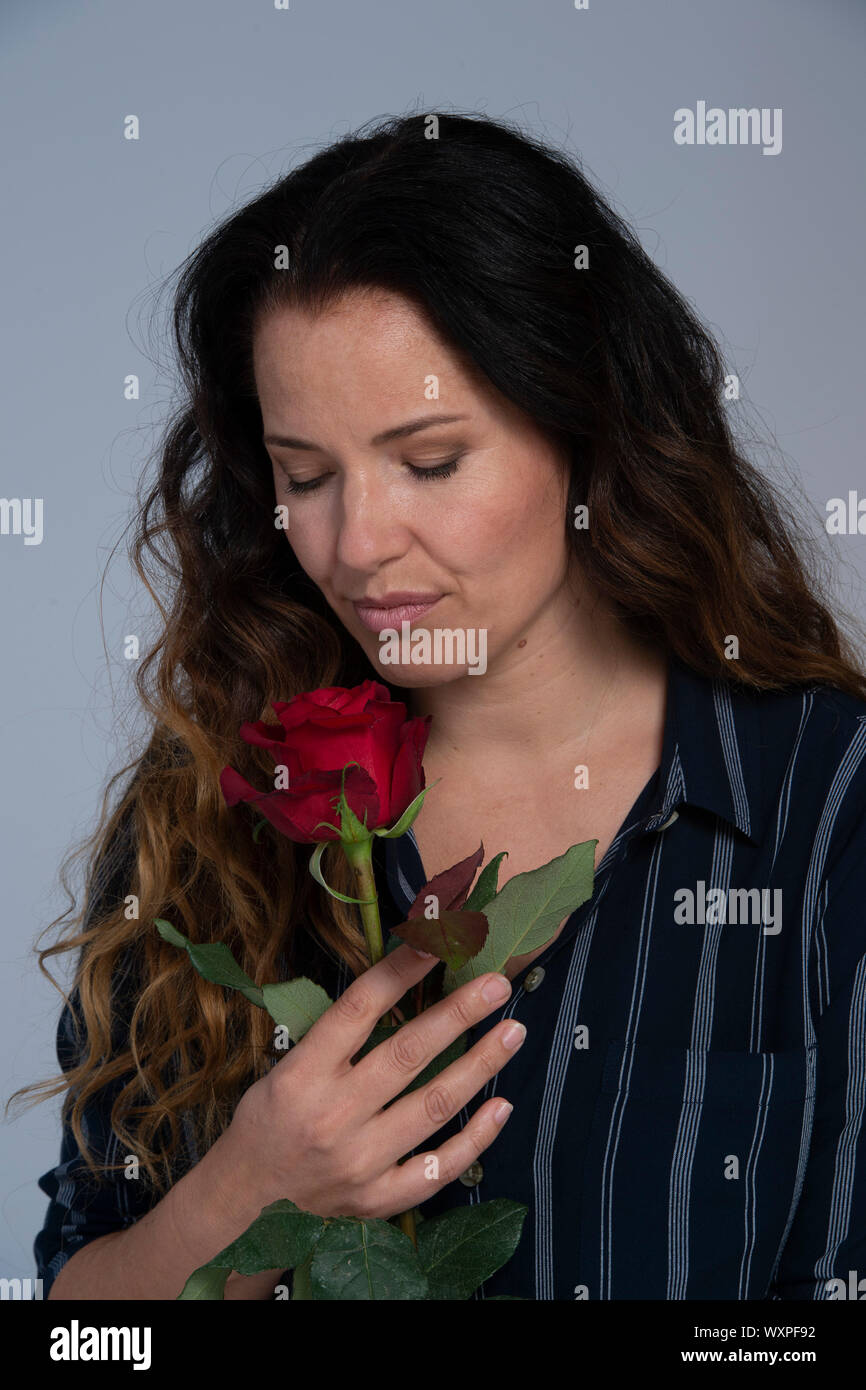 Hamburg, Deutschland. 16th Sep, 2019. Actress Katja FRENZEL plays the ...