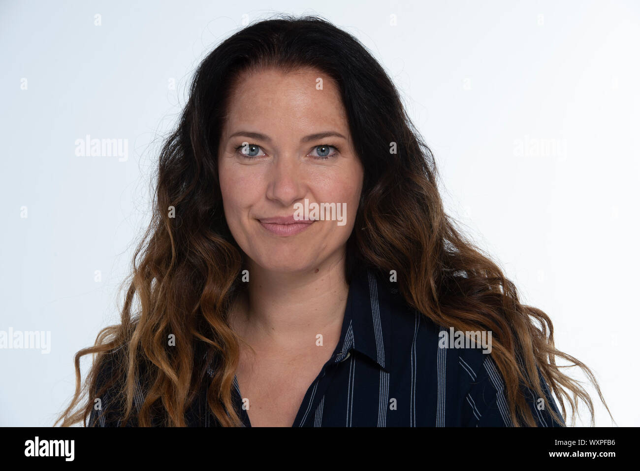 Hamburg, Deutschland. 16th Sep, 2019. Actress Katja FRENZEL plays the ...