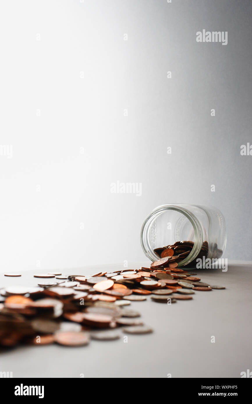 Empty jars money hi-res stock photography and images - Alamy