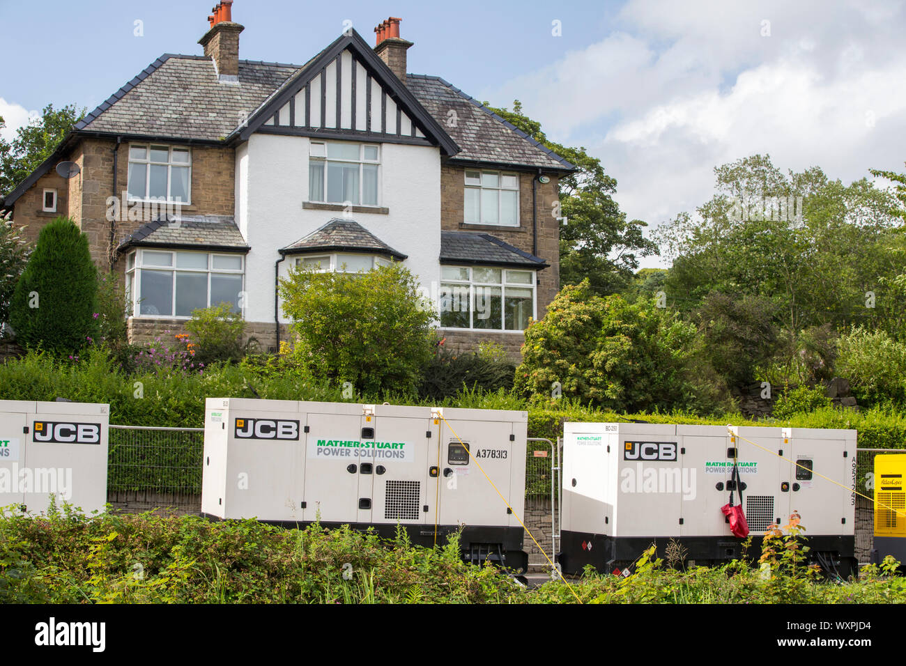 Generators used to power pumps, Pumping out water from Toddbrook ...