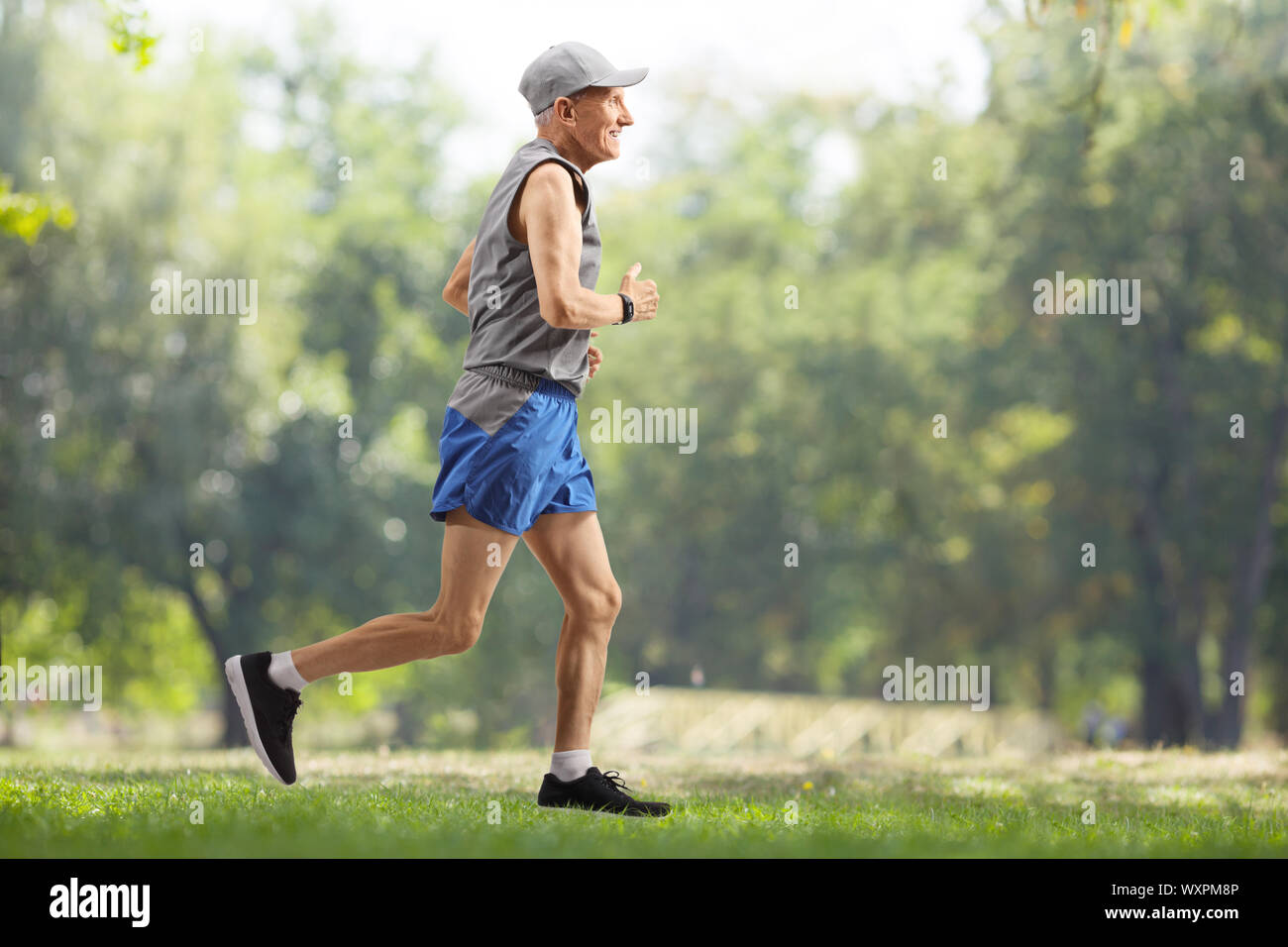 Day full length shot hi-res stock photography and images - Alamy